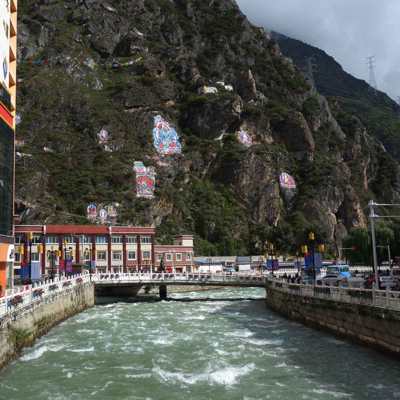 Garze Tibetan Autonomous Prefecture Destination and Travel Information