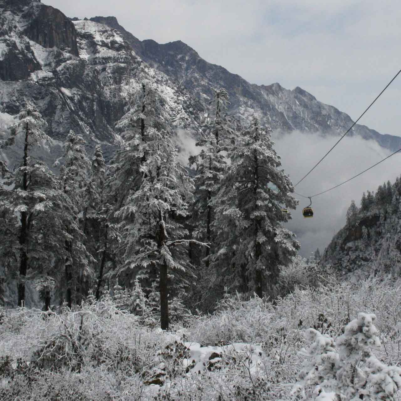 Hailuogou Glacier travel information, location, ticketing information