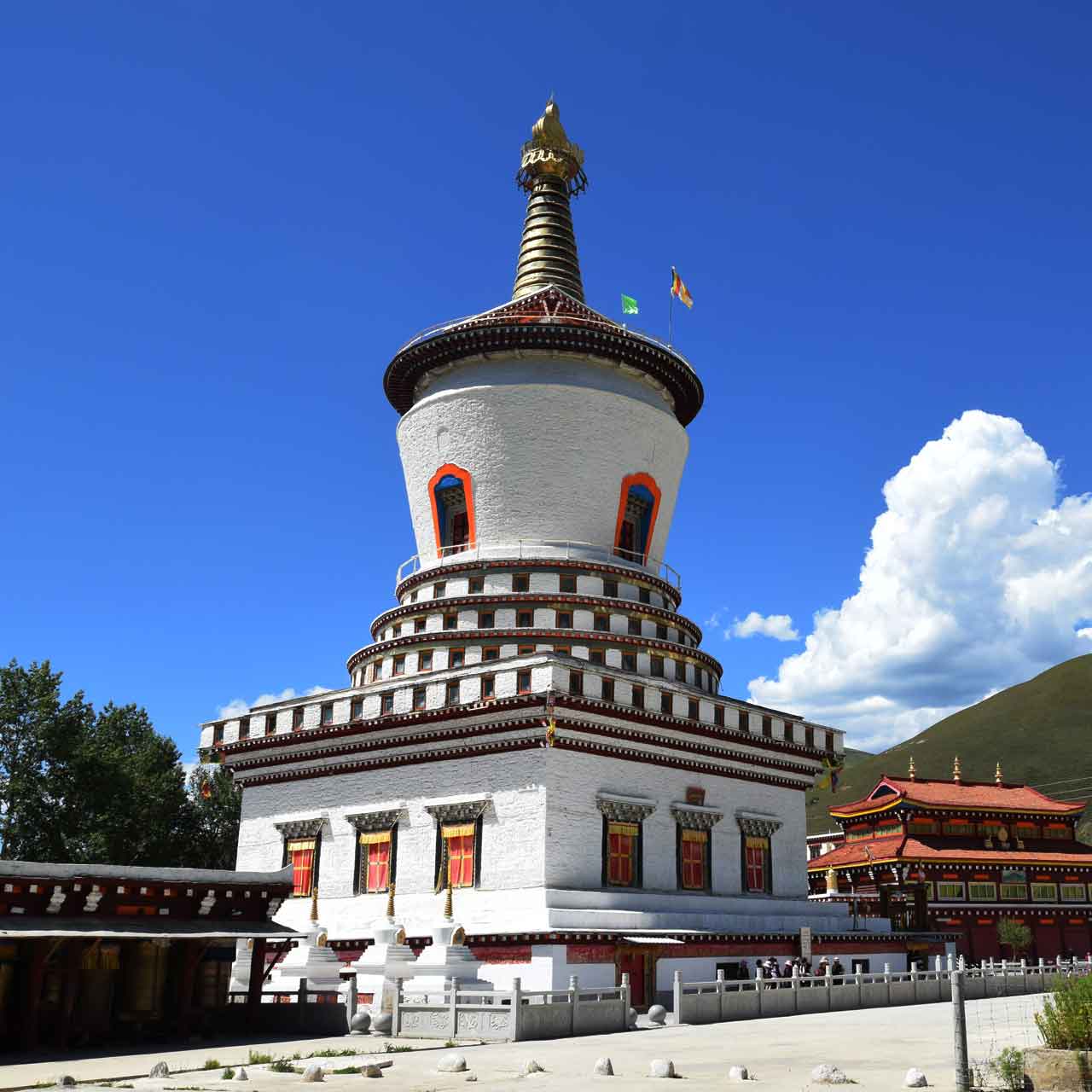 Dawu county location, hotels, and travel Information