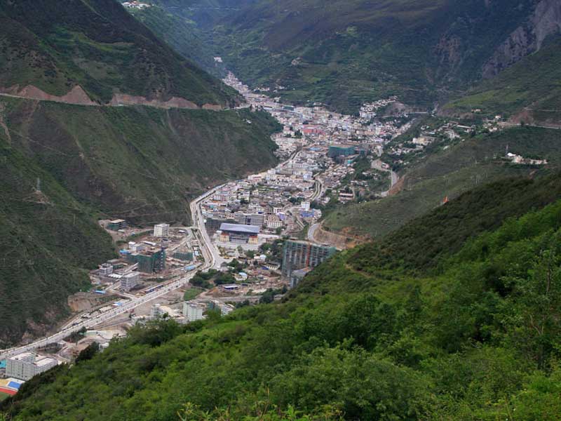 Daocheng County Travel Information, Accommodation, Transportation