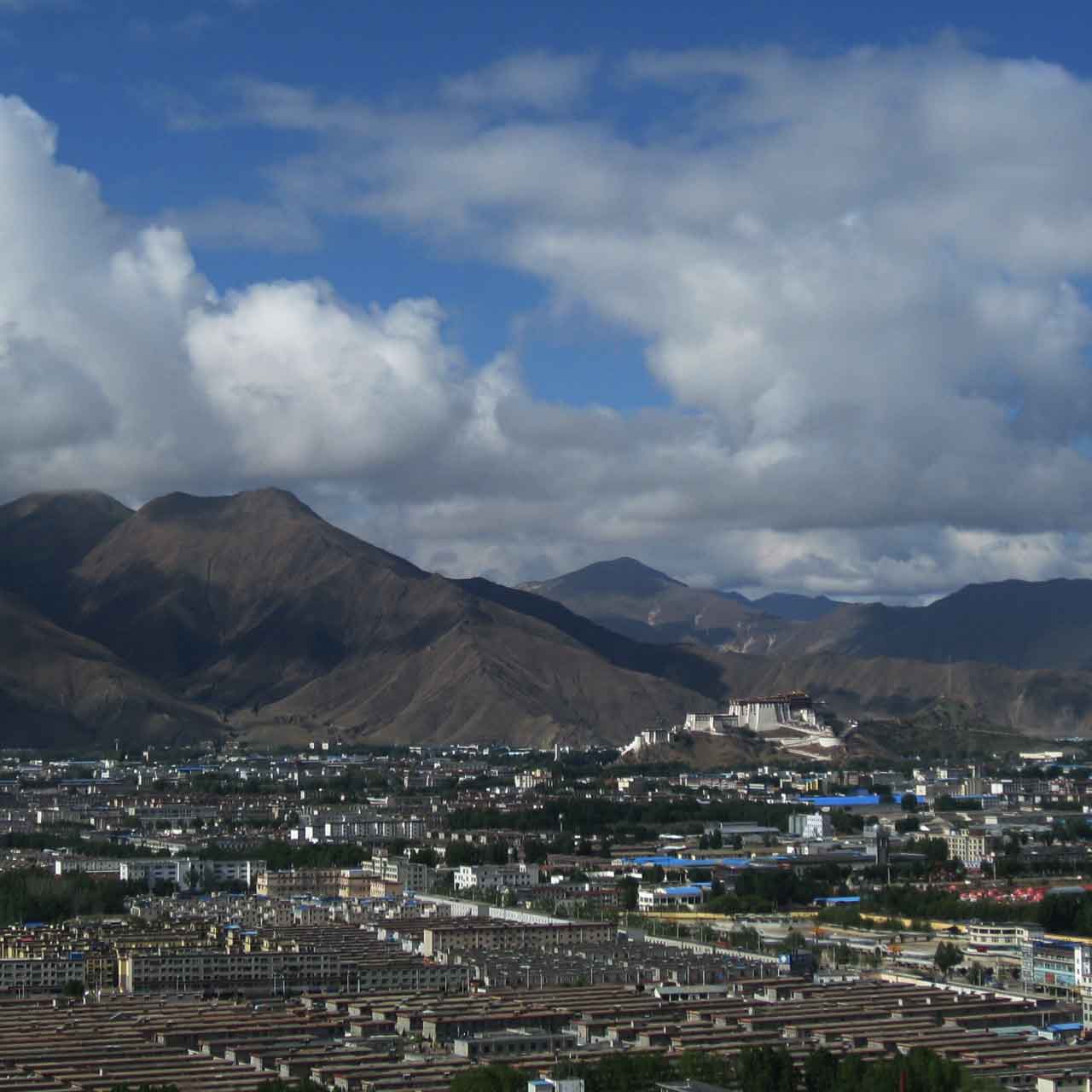 Lhasa Travel information, Accommodation, Monasteries
