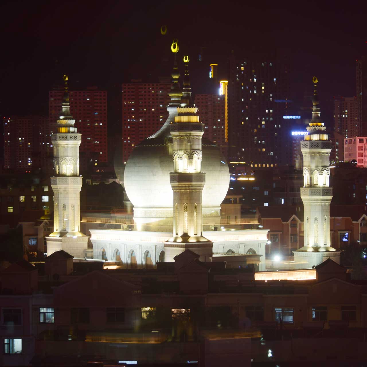 Xining Travel Guide, Xining Facts, Xining Information